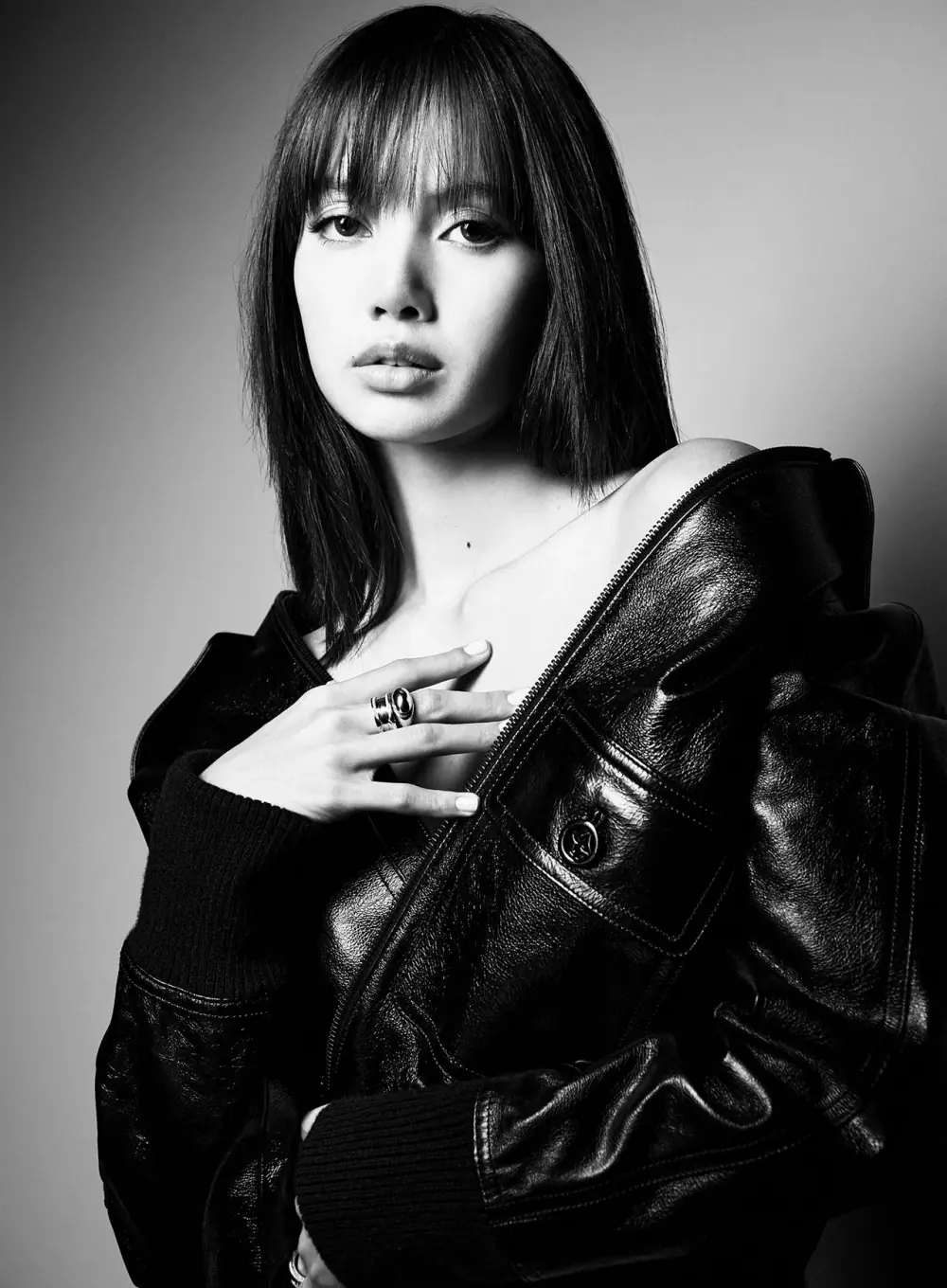 BLACKPINK's Lisa shines in Vanity Fair's 31st annual Hollywood issue