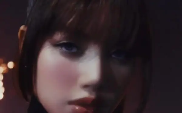 BLACKPINK's Lisa sparks speculation of a possible November comeback ...